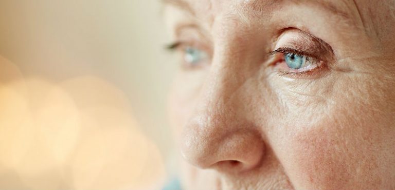 DMLA : définition, symptômes, traitements, dépistage, prévention