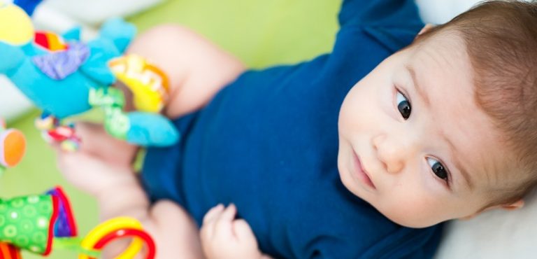 Le problème des bébés à têtes plates