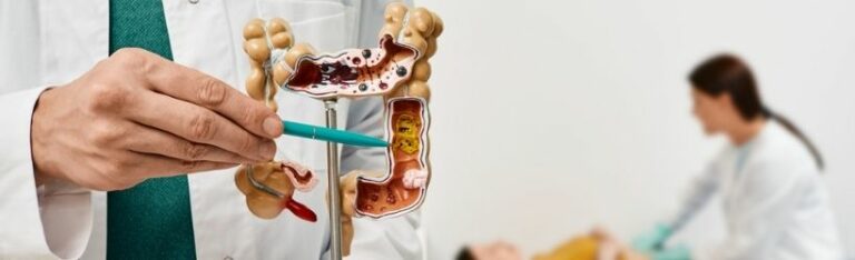 Rectorragie : définition, symptômes, diagnostic et traitement