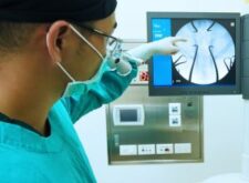 Ptérygion: définition, symptômes, traitements - Santé sur le Net