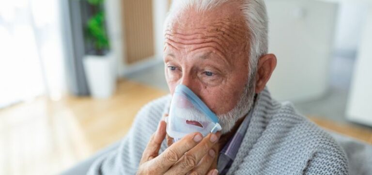 Infections respiratoires du sujet âgé : un vaccin bientôt remboursé