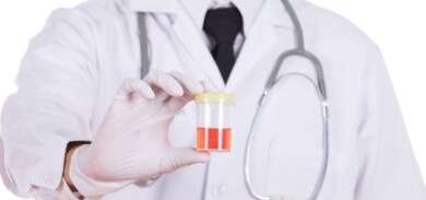 Sang dans les urines : est-ce dangereux ? - Santé sur le Net, l ...